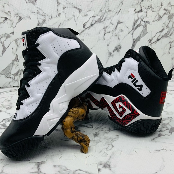 Fila | Shoes | Mens Fila Mb Black White Red Sneakers Nwt | Poshmark